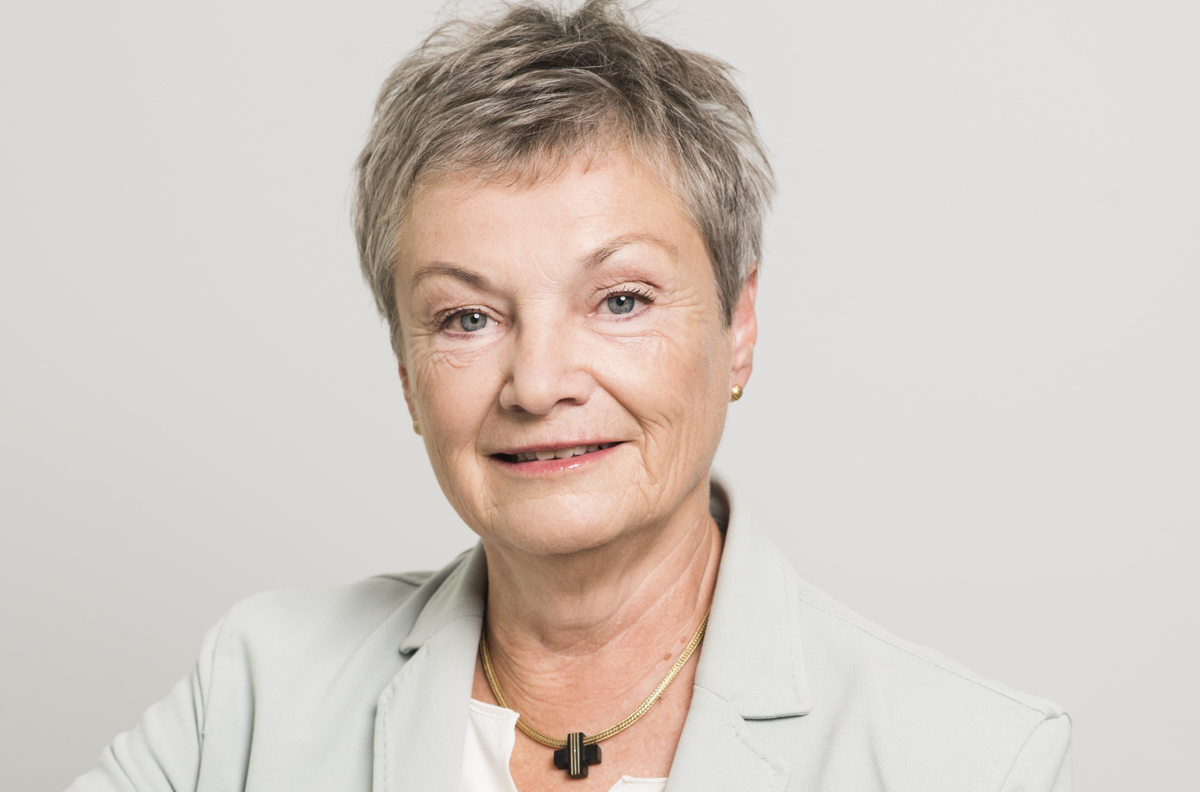 Angelika Ritter-Grepl: Katholikinnen wollen andere Macht als klerikale